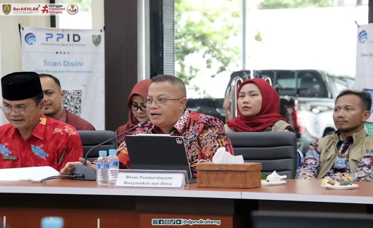 DPMD Kalimantan Tengah - Kadis PMD Sampaikan Paparan Presentasi Pimpinan Badan Publik Pada Uji ...